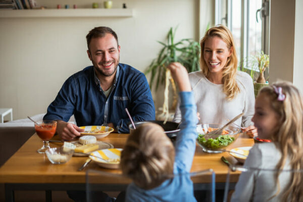 Reconnect as a family with these 5 tips - Healthy Mummy Wellness